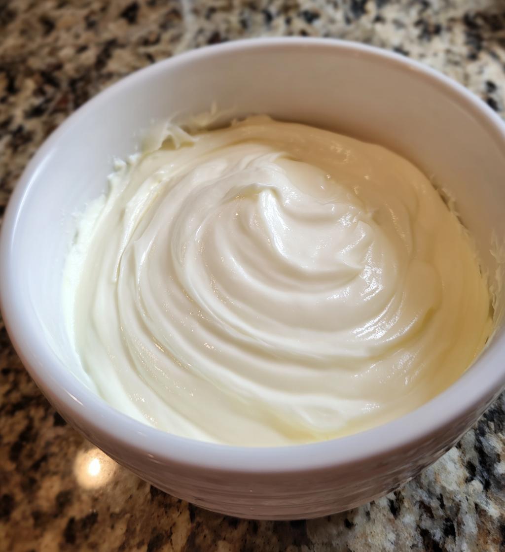 Egg White Royal Icing Recipe for Perfect Cookies in 10 Minutes – Vihaad ...